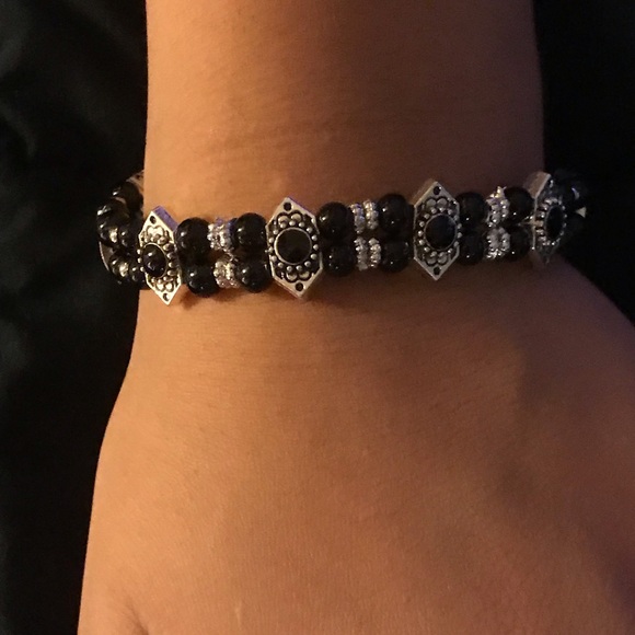 Cato | Jewelry | Pretty Beaded Brackets 5 Or 2 For 25 | Poshmark